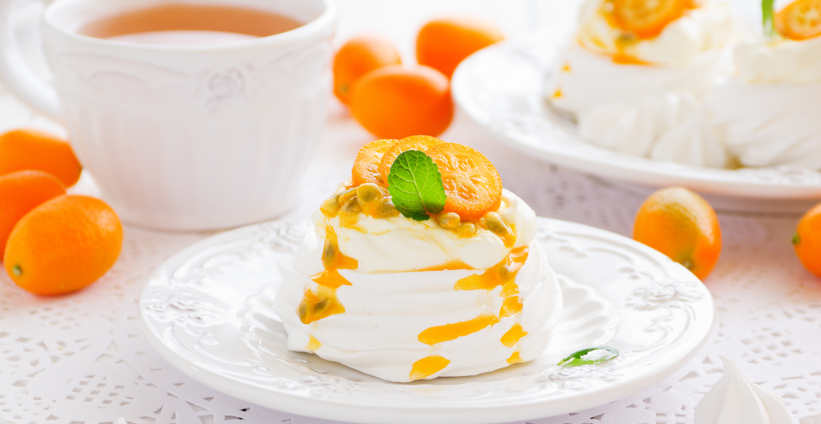 Pavlova aux fruits de la passion : recette exotique et facile ...